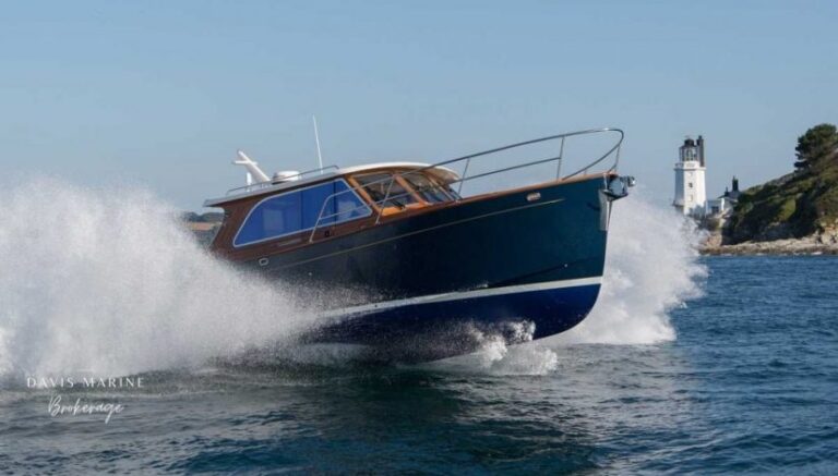 Duchy 35 Review by Dans Boat Life Part 1