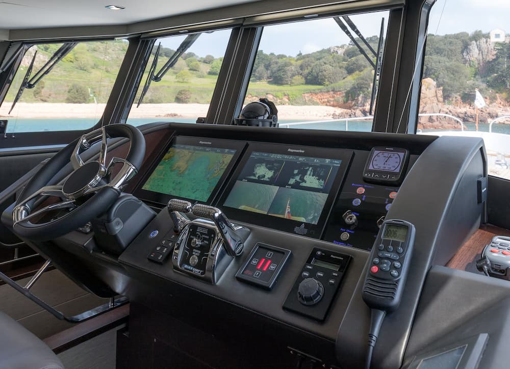 Hardy 50DS - Hardy Motor Yachts