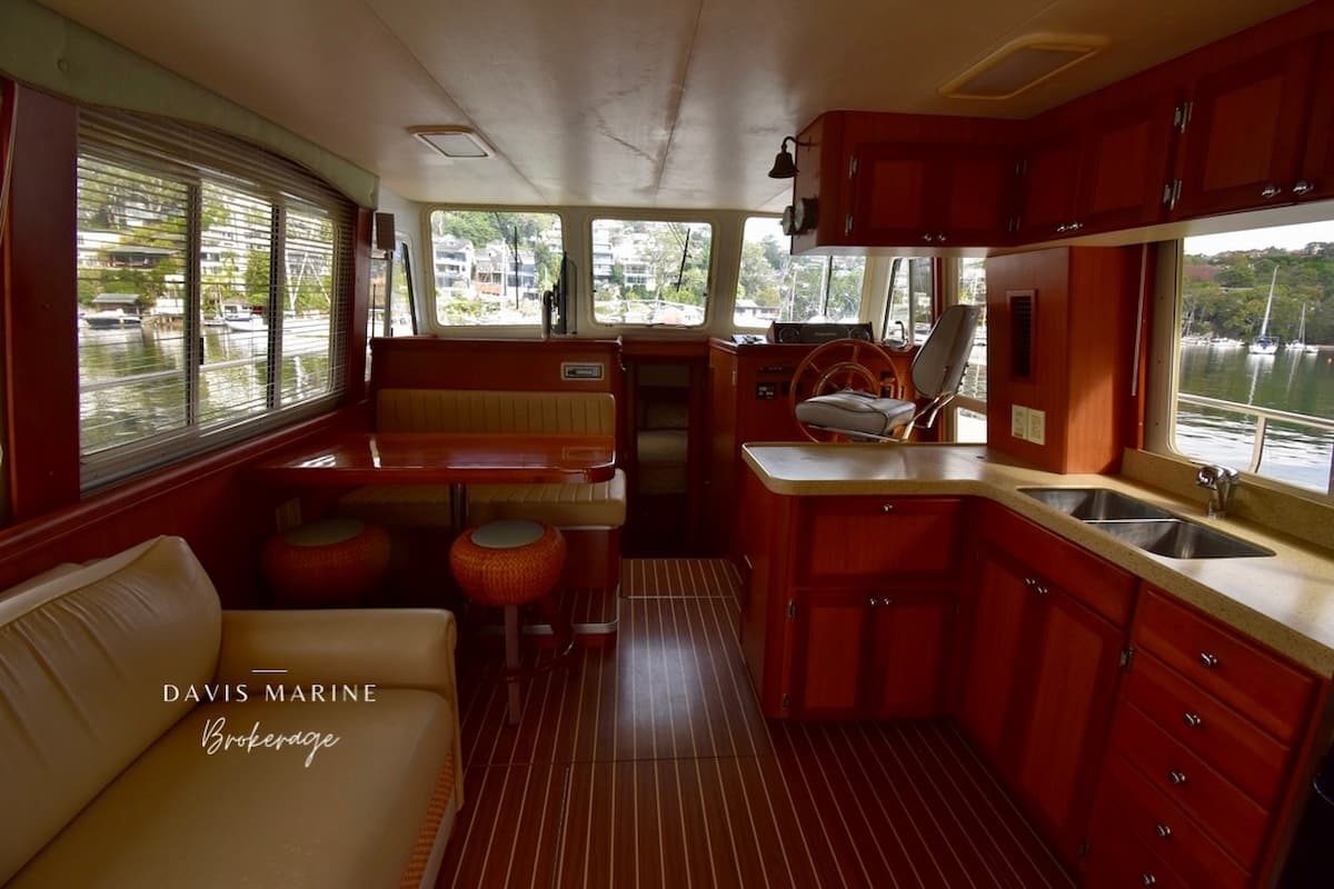 2008 Mainship 400 Trawler - Davis Marine Brokerage
